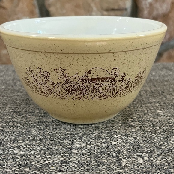 Pyrex | Dining | Pyrex 6 Inch Bowl | Poshmark